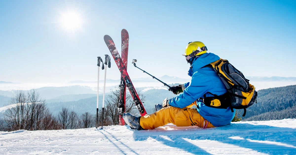 Top 9 Wearables and Smart Gadgets for Skiers and Snowboarders