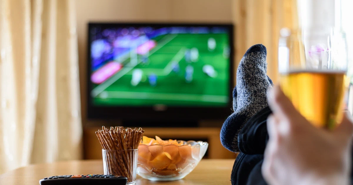 7 Ways to Stream Live TV for Under $40 per Month (without Cable)